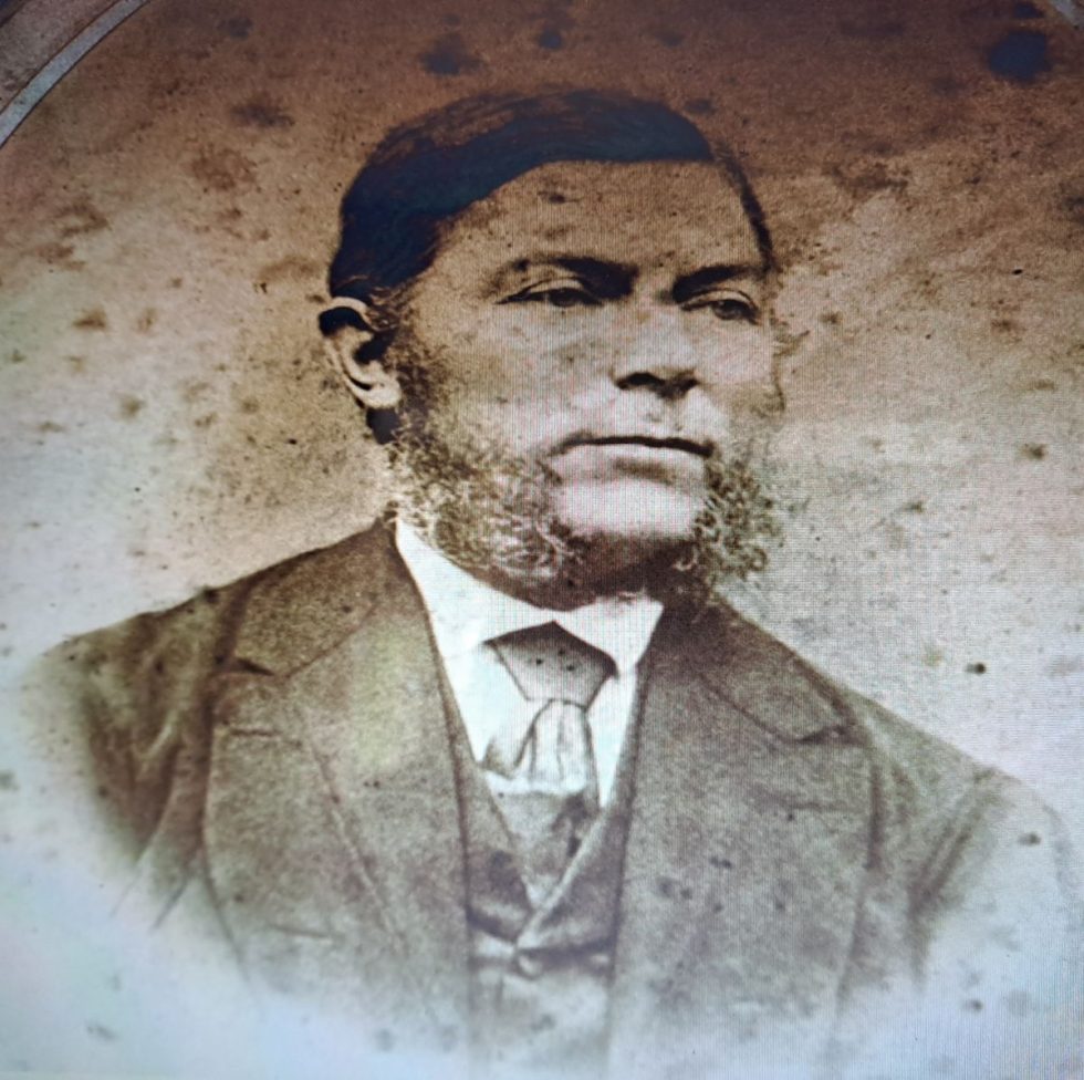 Stiemens se portret ontdek in die Museum (Deel 1)